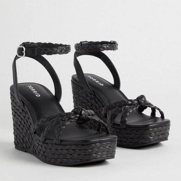 torrid | Shoes | Torrid Strappy Raffia Platform Wedge 2ww Nwt | Poshmark